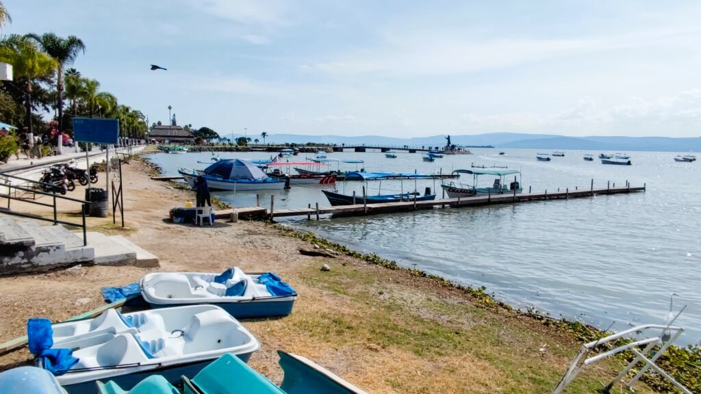 Lake Chapala Starts 2026 With High Water Levels as Tourism Rebounds ...